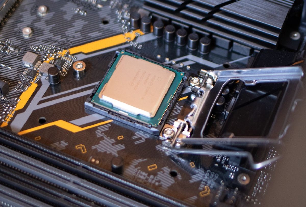 Everything You Need to Know About Micro Via PCB Design Techniques | Altium