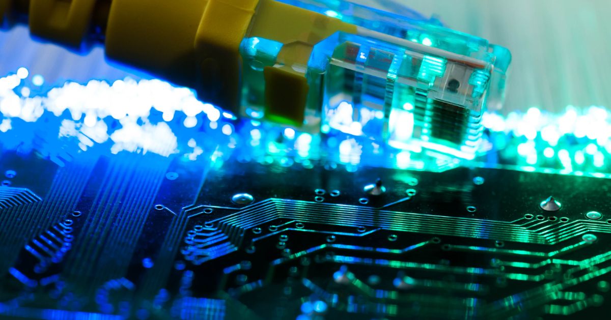 How the Fiber Weave Effect Influences High Frequency Signal Integrity ...