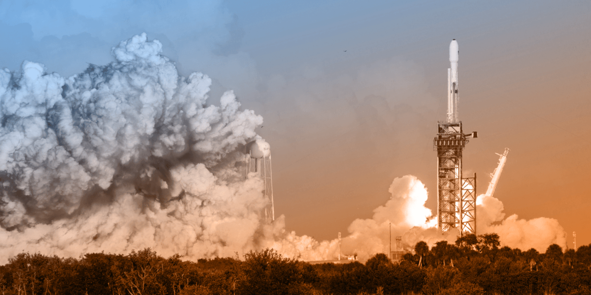 PEI-Genesis Q+A - スペースグレードコネクタ | Altium